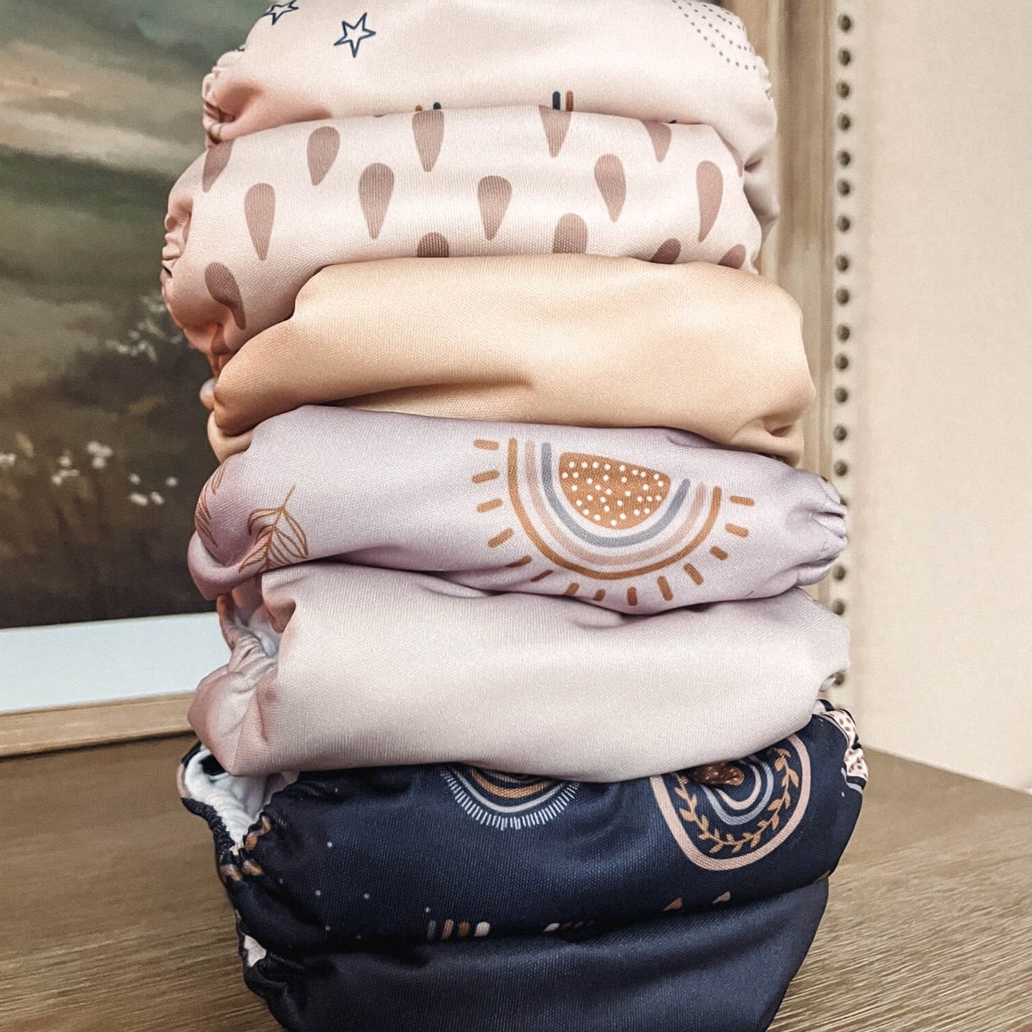 Sunshine & Rainbows 7 Cloth Diapers & 1 Wet Bag – Nora's Nursery